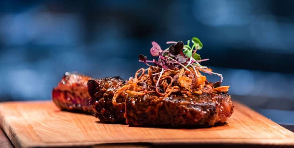 6 Amazing Downtown Kelowna Restaurants | Vivid Tours